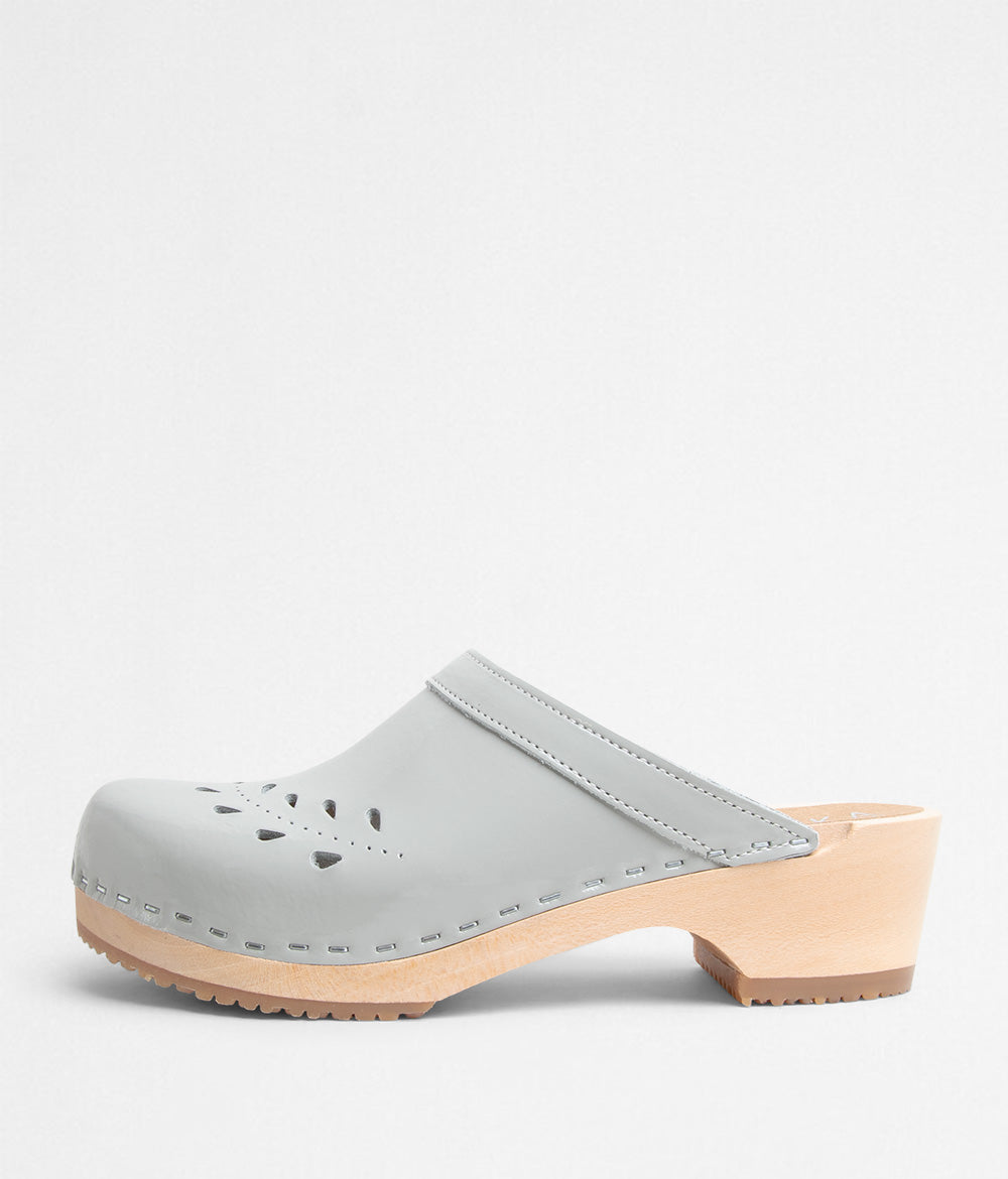 BLOMMA - PEARL GREY | VERKA CLOGS MADE IN SWEDEN - VERKA Clogs